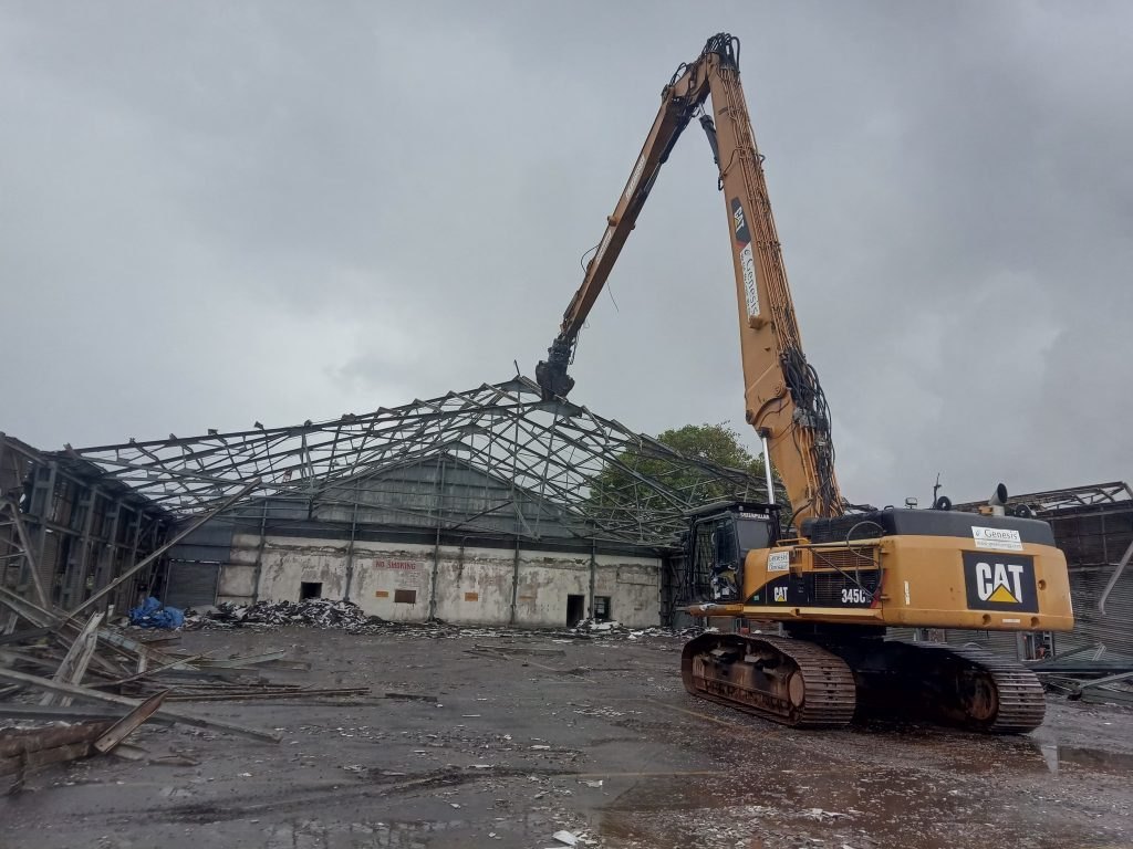 Jaw Crushers – Maple Building Demolition